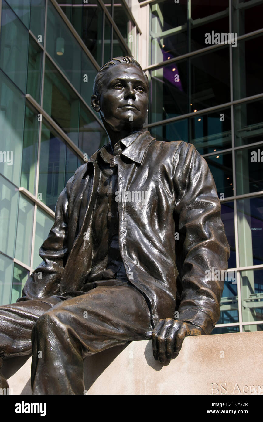 Neil Armstrong Statue At Purdue