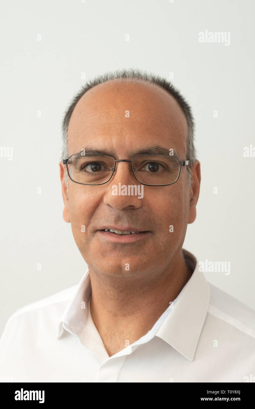 Manager headshot head shot portrait hi-res stock photography and images ...