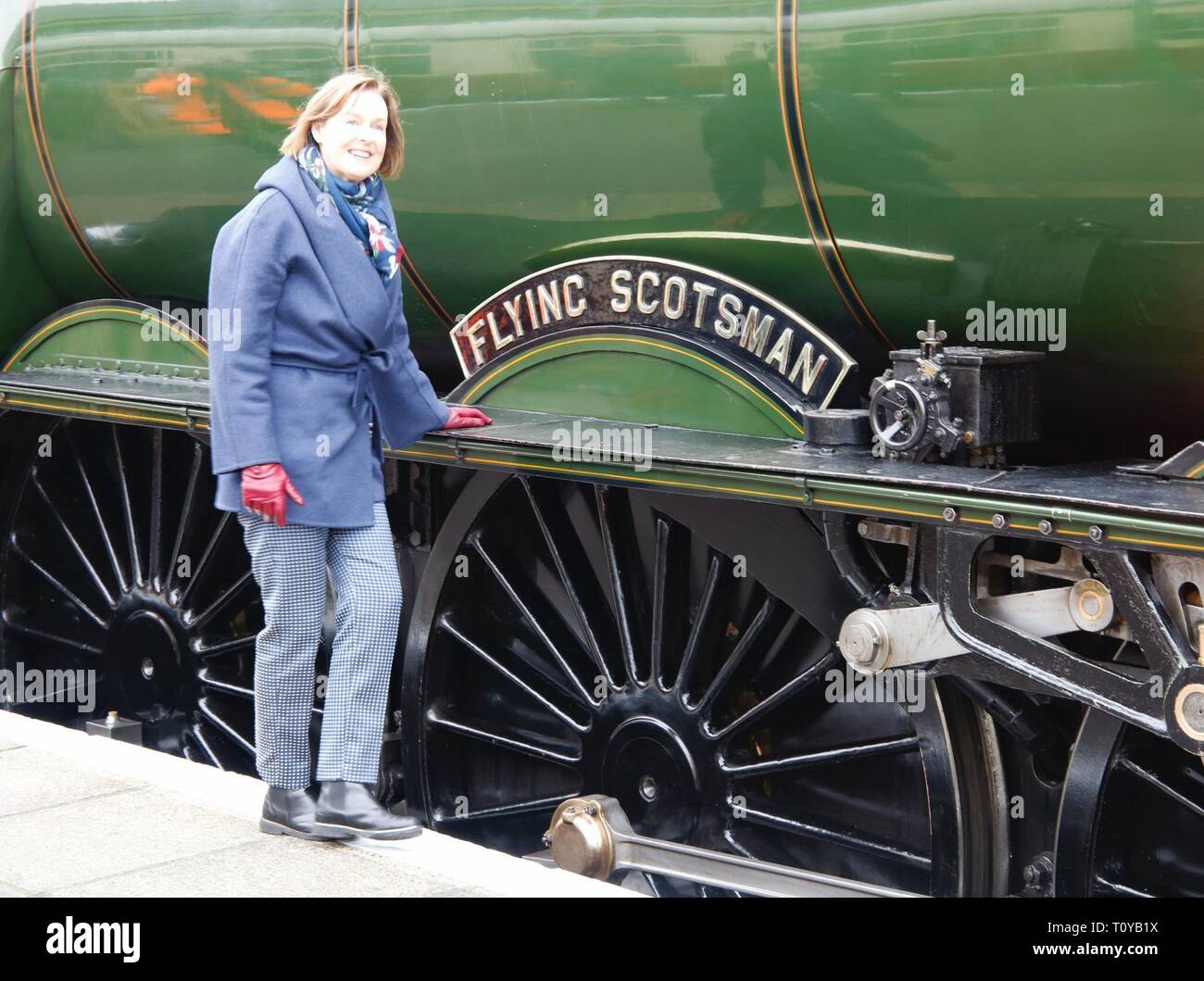Swanage, Dorset, UK. 22nd Mar 2019. Crowds flock to Swanage Railway to ...