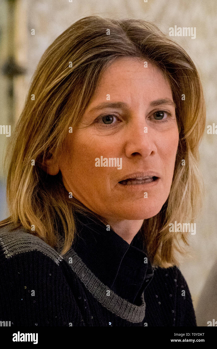 Foto Francesco Bozzo- LaPresse MILANO - Palazzo Cusani ore 12:00 ...