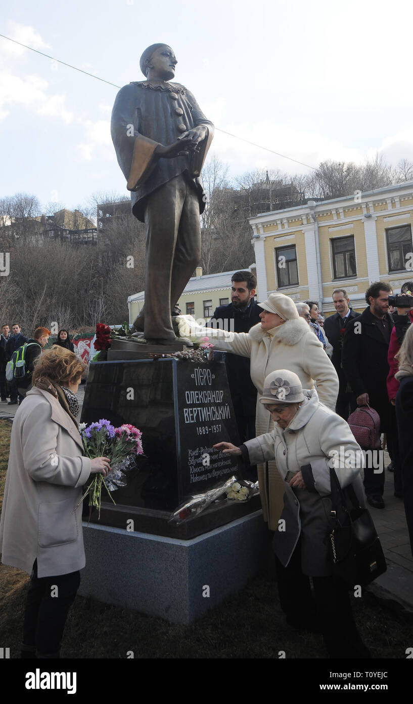 Kiev, Ukraine. 21st Mar, 2019. Women seen depositing flowers at ...
