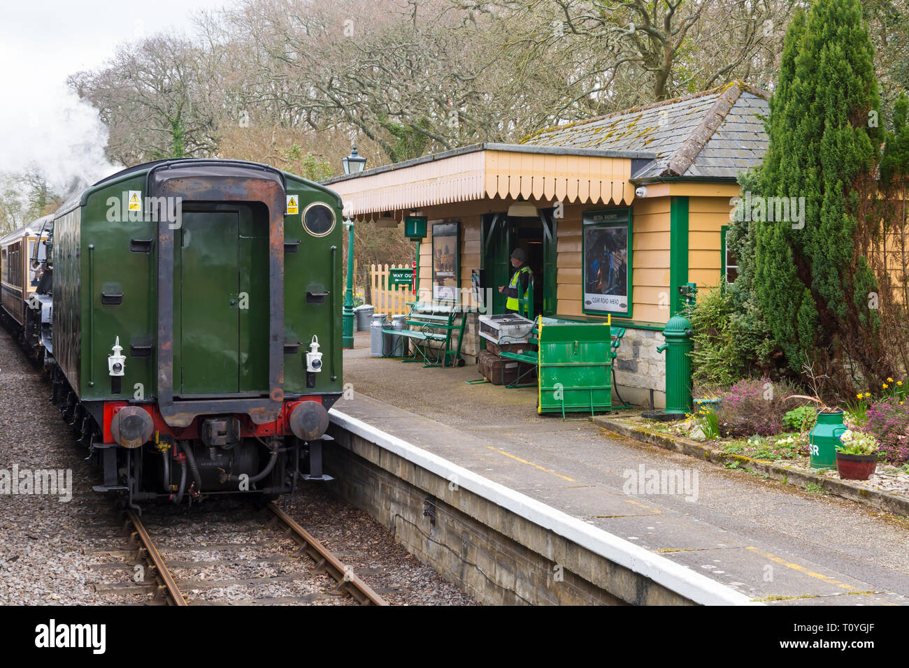 Harmans Cross, Dorset. 22nd Mar 2019. Crowds flock to Swanage Railway ...