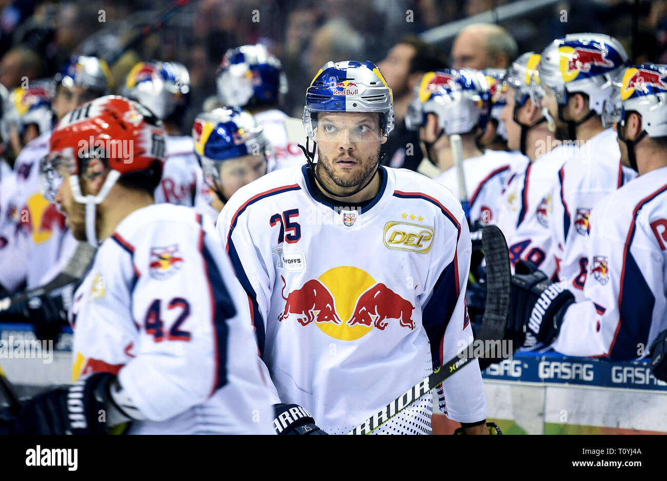 Berlin, Germany. 22nd Mar, 2019. Ice hockey: DEL, Eisbären Berlin - EHC ...