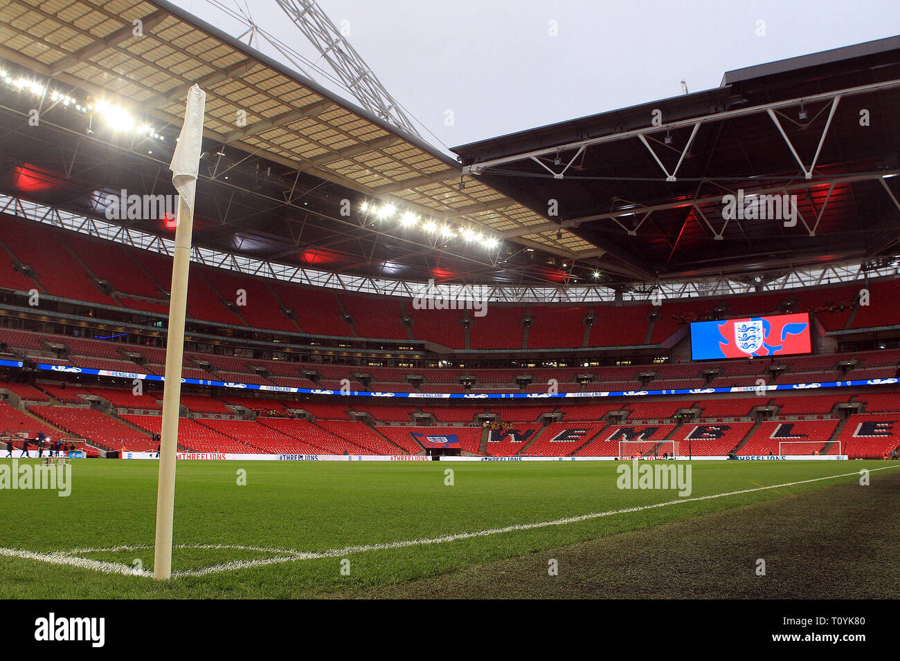A view inside wembley stadium hi-res stock photography and images - Alamy