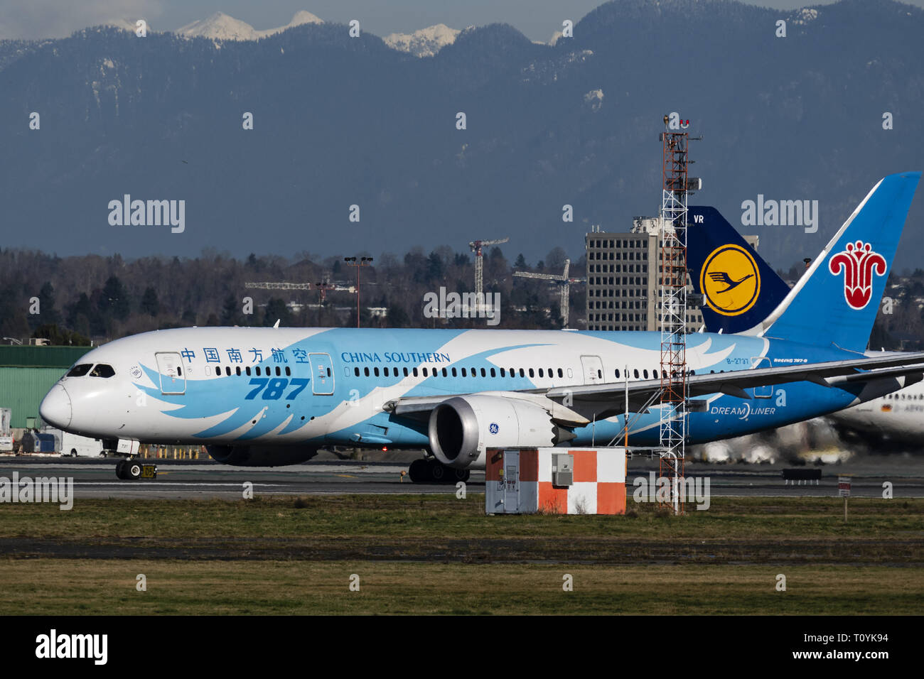 2737 hi-res stock photography and images - Alamy