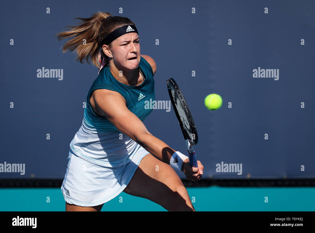Miami Gardens, Florida, USA. 22nd Mar, 2019. Karolina Muchova, of the ...