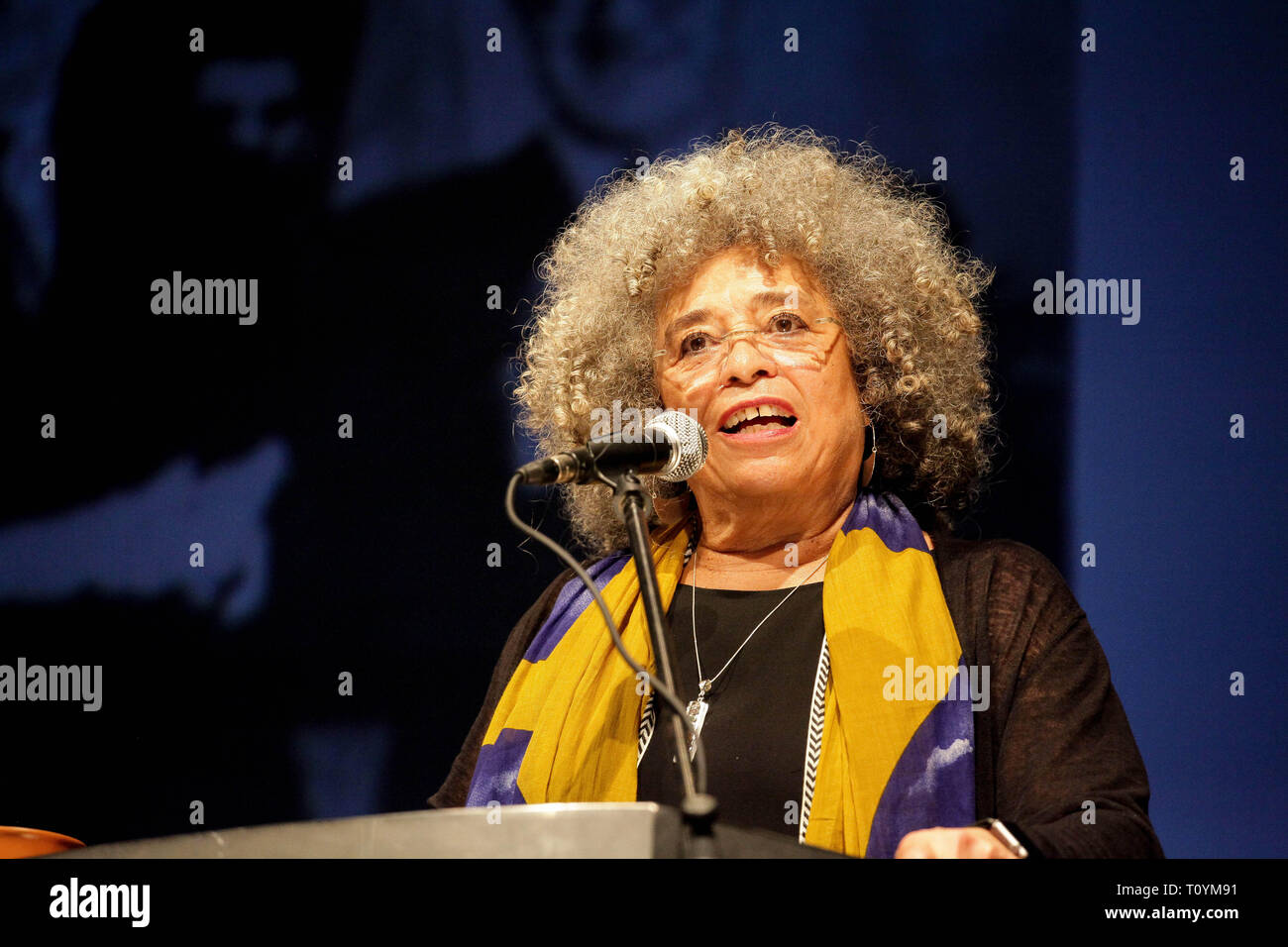 Philosophy Professor Stock Photos & Philosophy Professor Stock Images ...