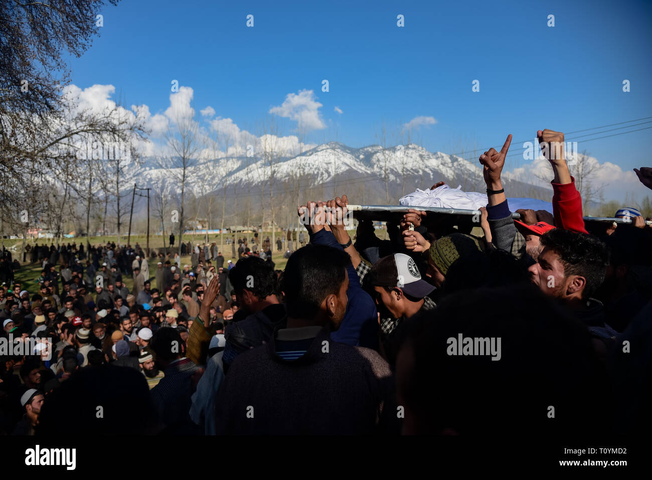 Kashmiri villagers are seen carrying dead body of Slain Atif Shafi ...