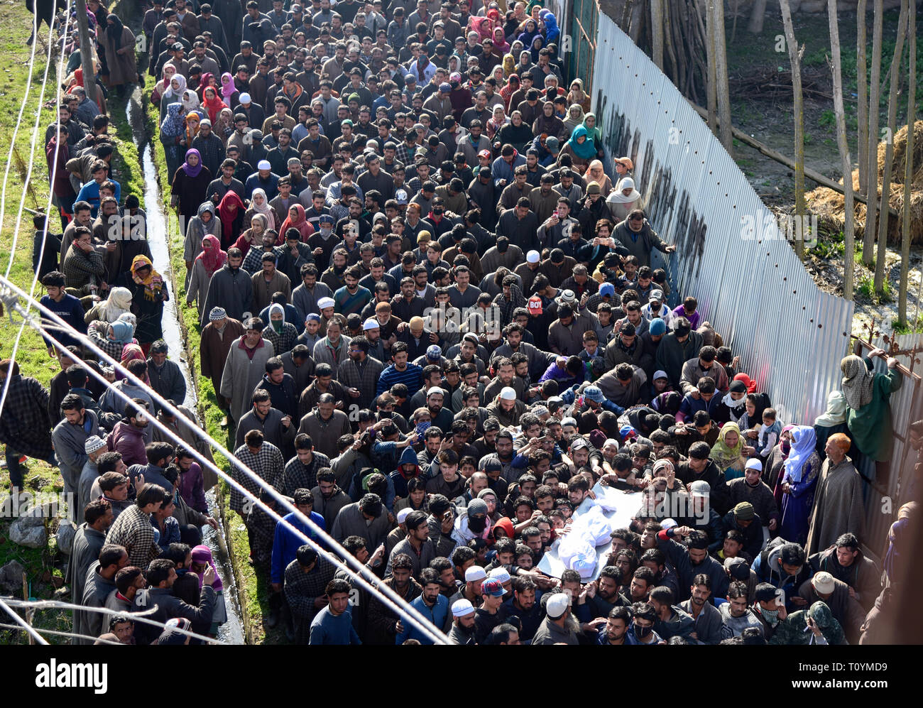 Kashmiri villagers are seen carrying dead body of Slain Atif Shafi ...