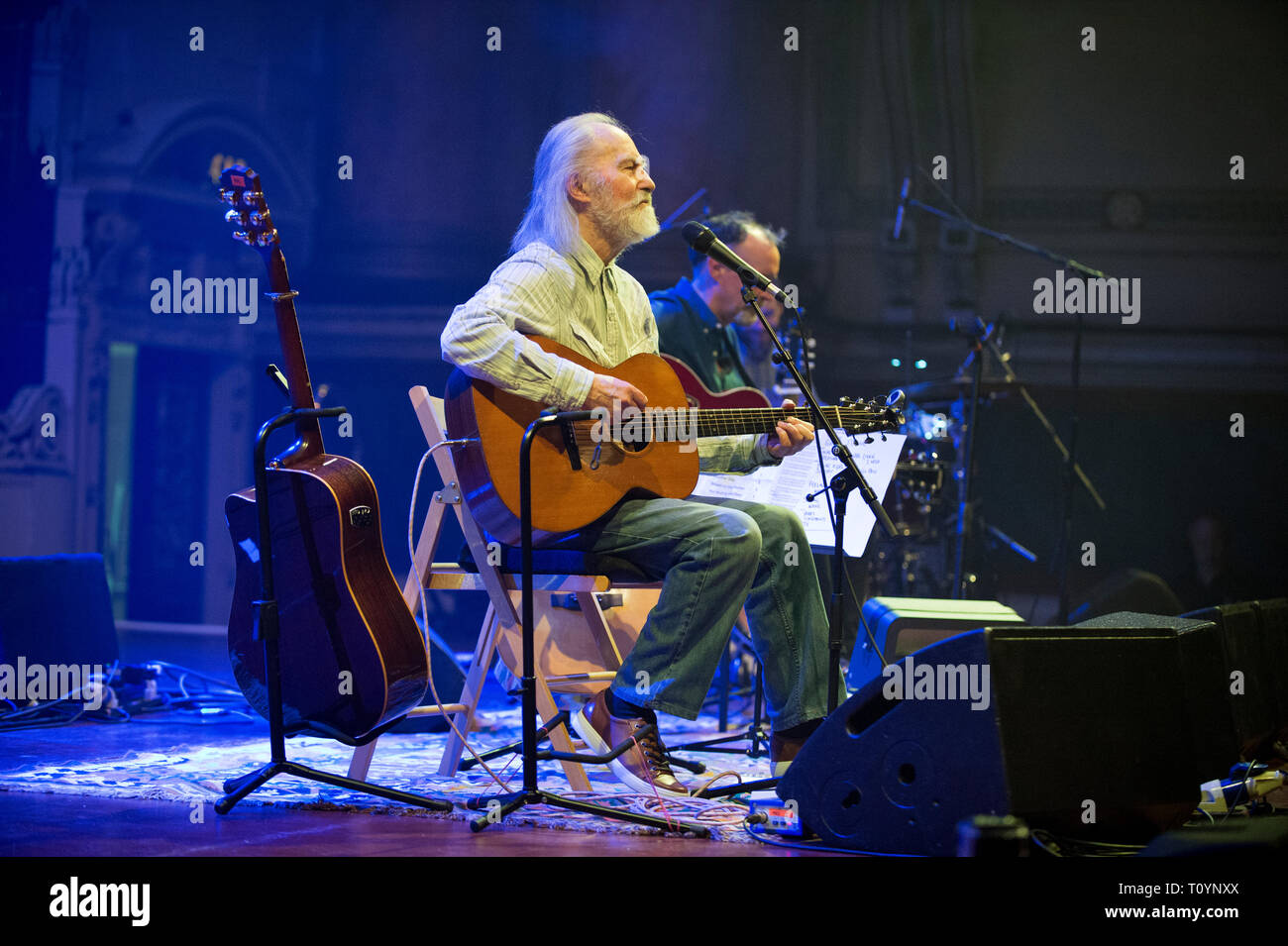 Roy harper singer hi-res stock photography and images - Alamy