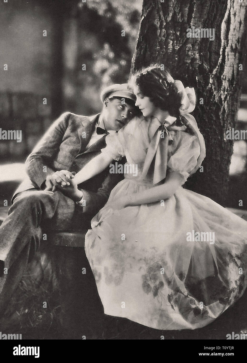 Photographic portrait of Lillian Gish and Ralph Forbes in the Enemy ...