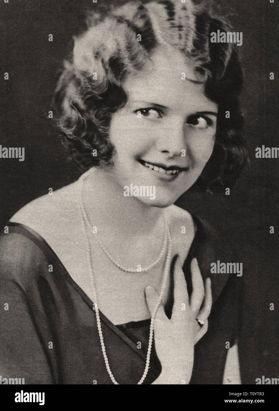 Photographic portrait of Marjorie Daws 1922 - Silent movie era Stock ...