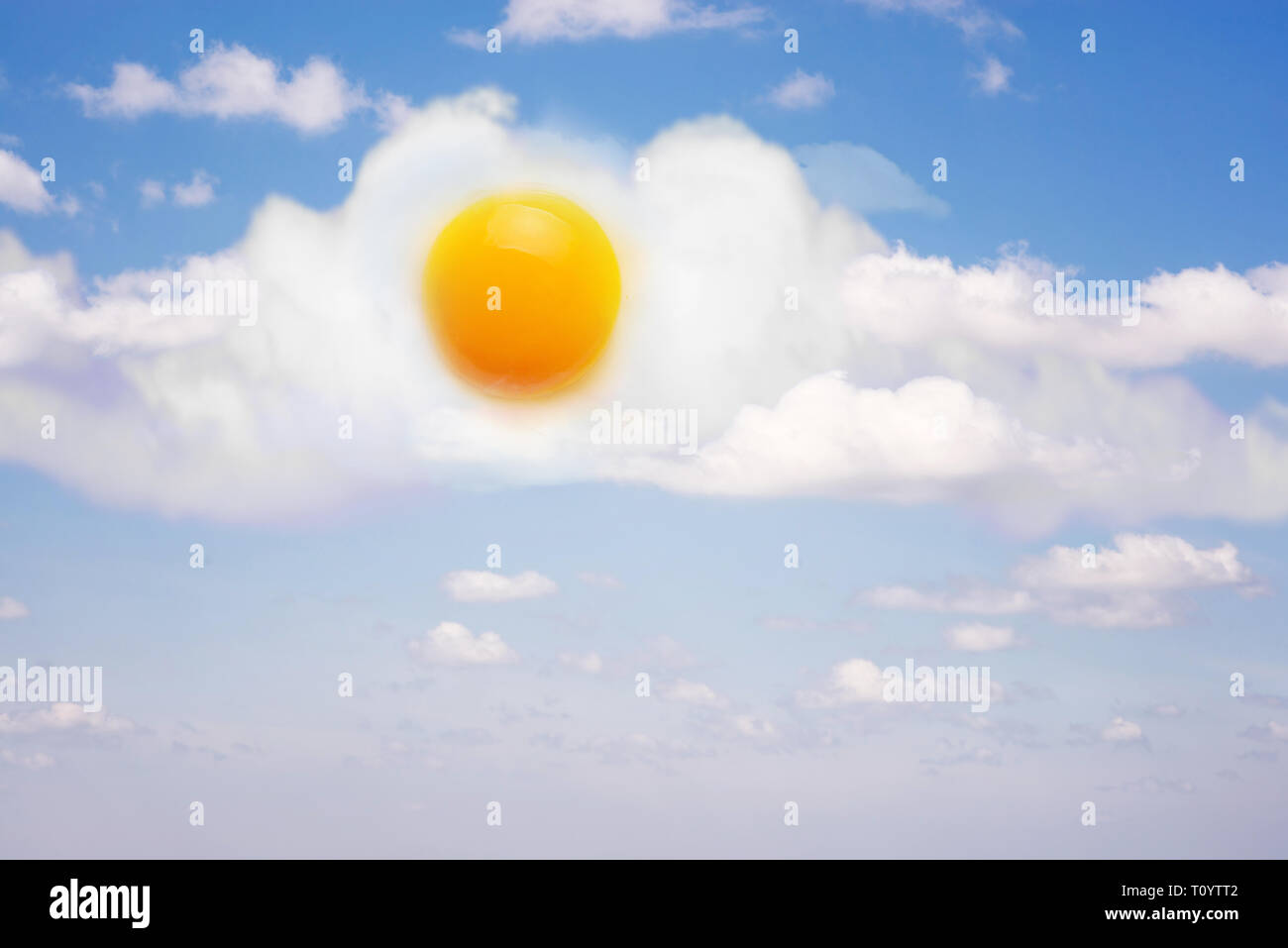 Egg yolk sunset hi-res stock photography and images - Alamy