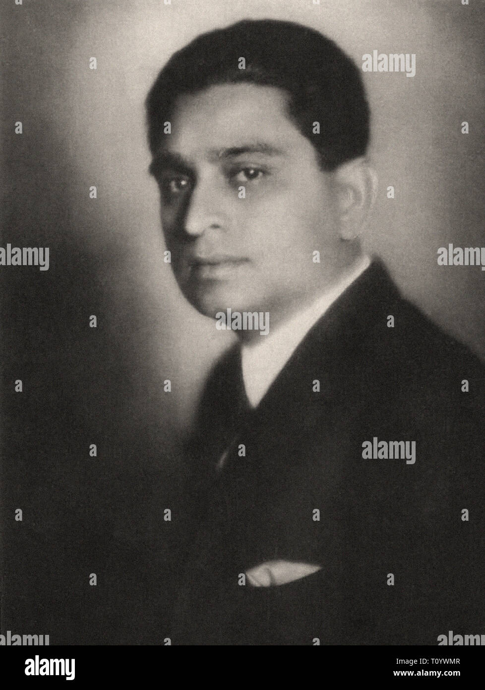 Rai movie hi-res stock photography and images - Alamy