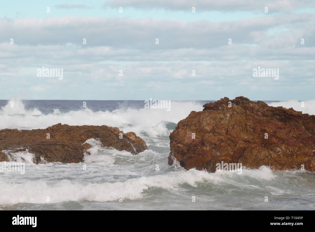 Natural rough Australian beach Stock Photo - Alamy