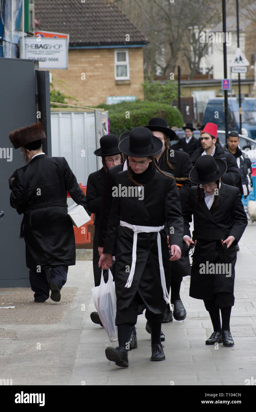 Jewish children celebrating Purim in fancy dress, take to the streets ...