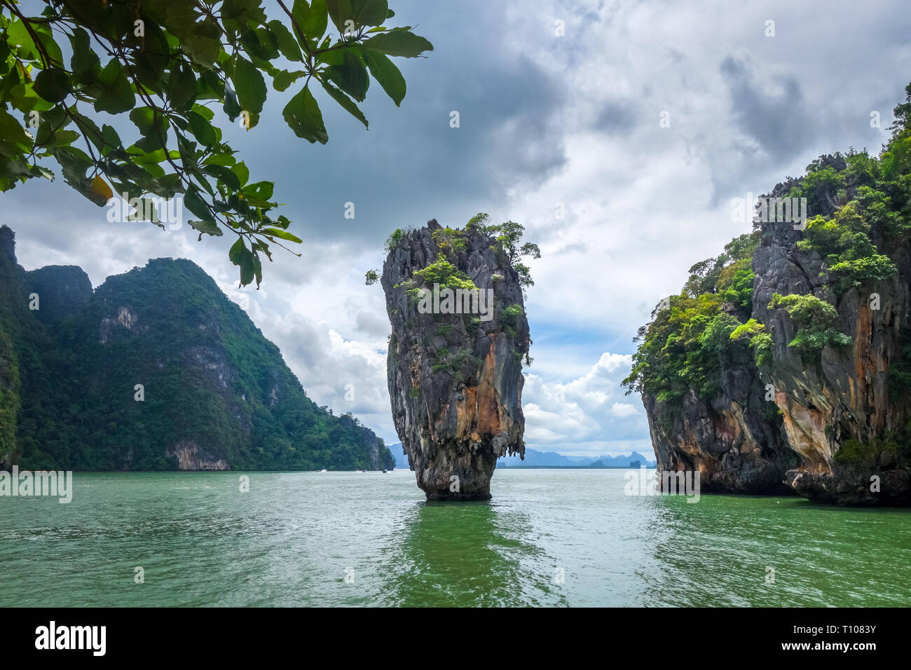 Koh tapu hi-res stock photography and images - Alamy