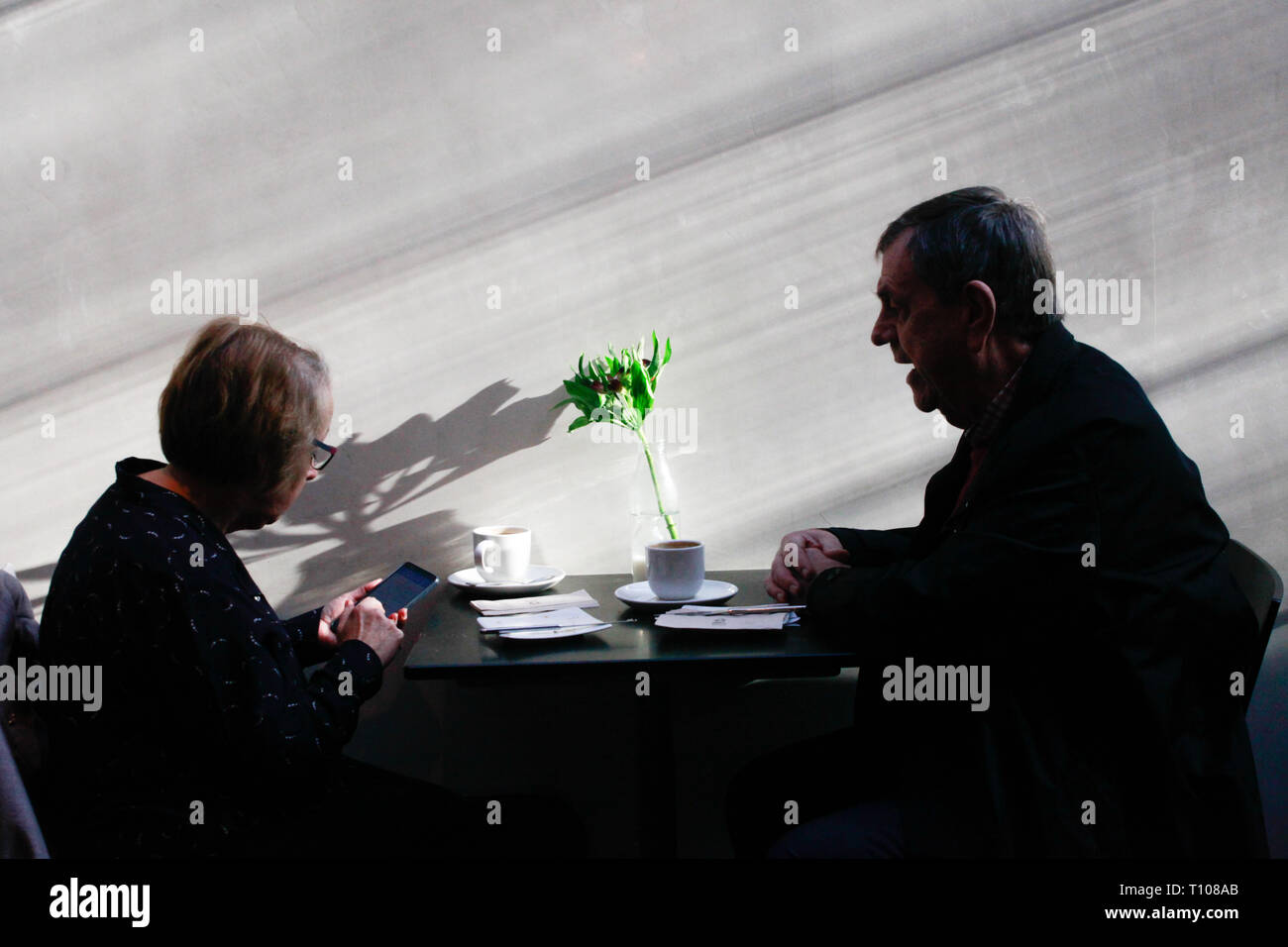 Cafe in nationa portrait gallery hi-res stock photography and images ...