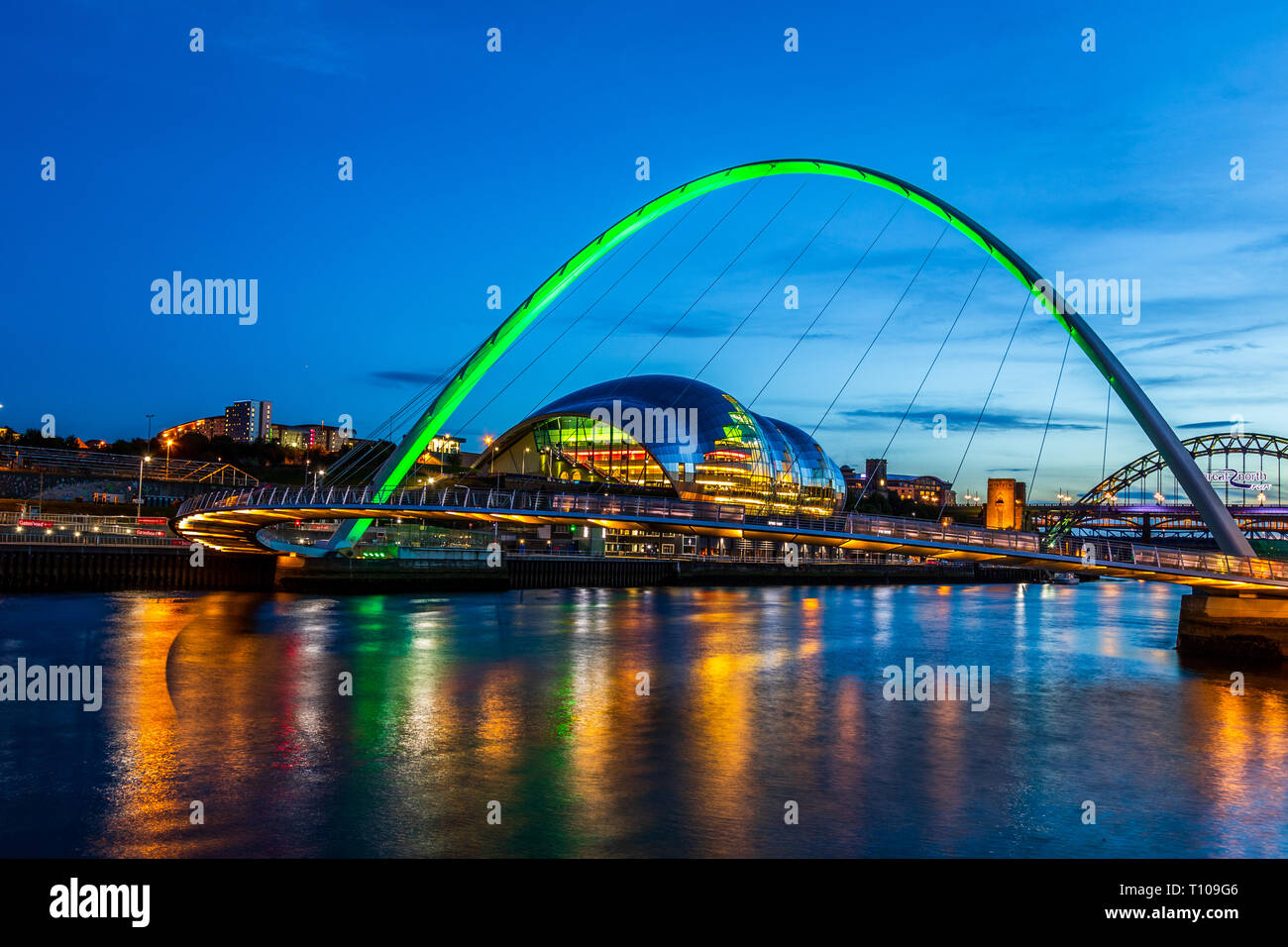 Tyne and millennium bridges at sunset hi-res stock photography and ...