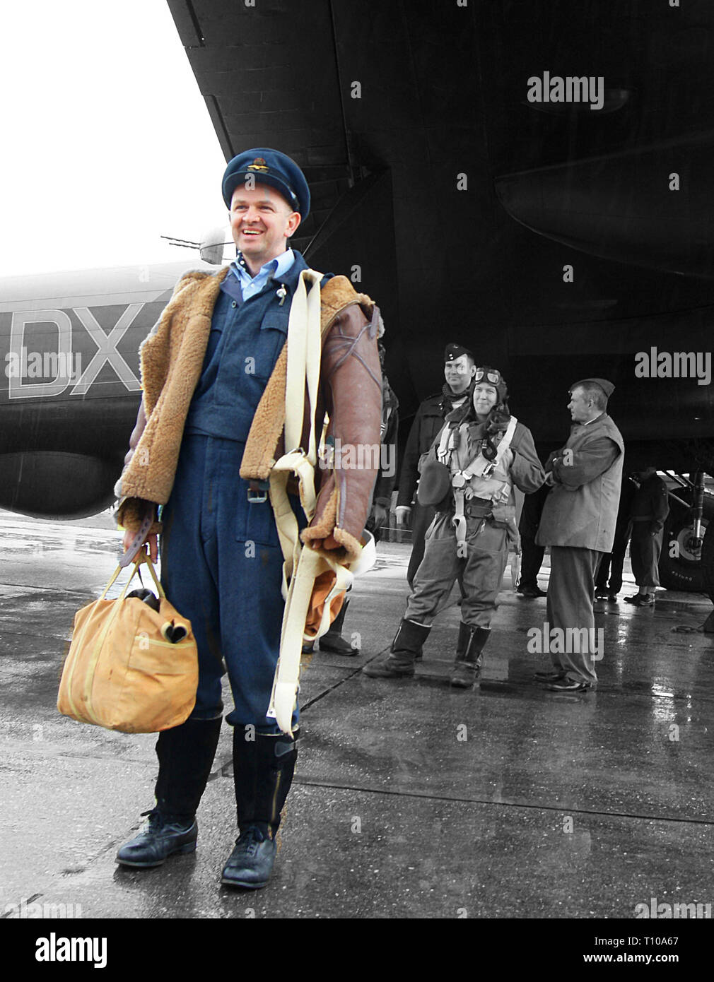 Raf uniform world war 2 hi-res stock photography and images - Alamy