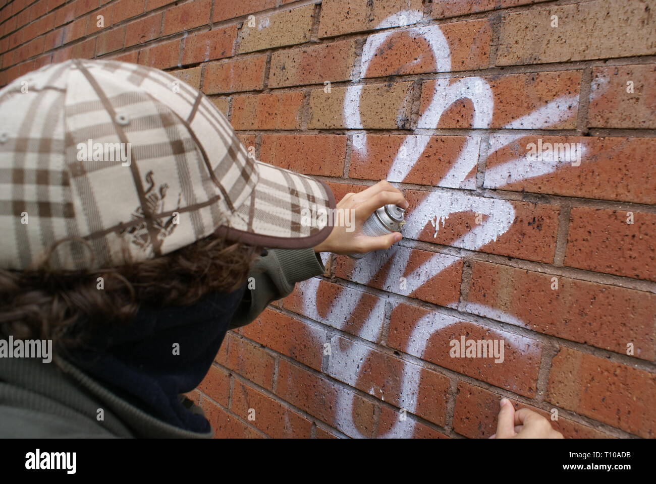 Banksy graffiti crime hi-res stock photography and images - Alamy