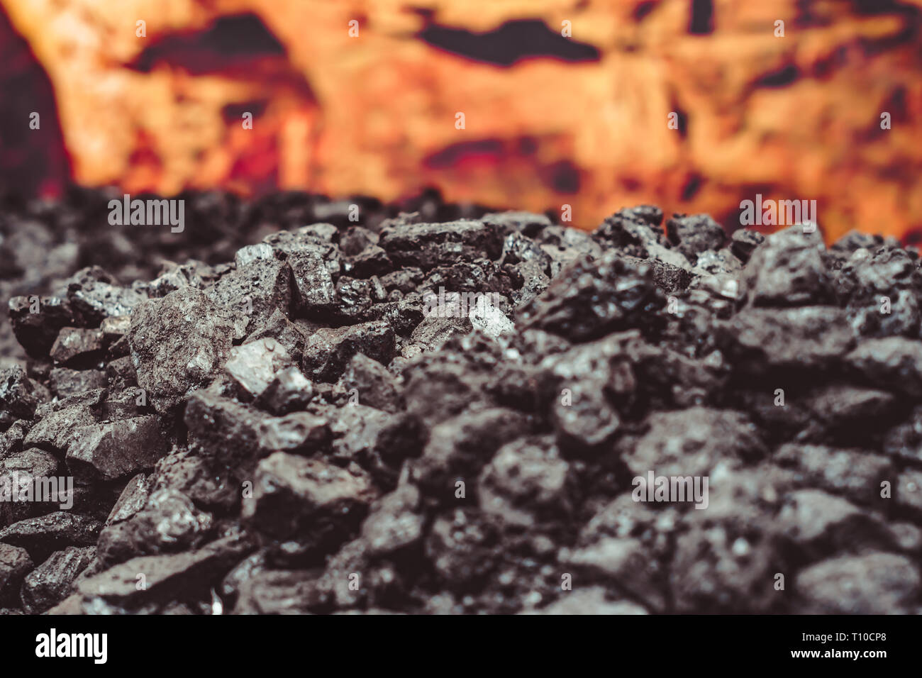 Coal conveyor china hi-res stock photography and images - Alamy