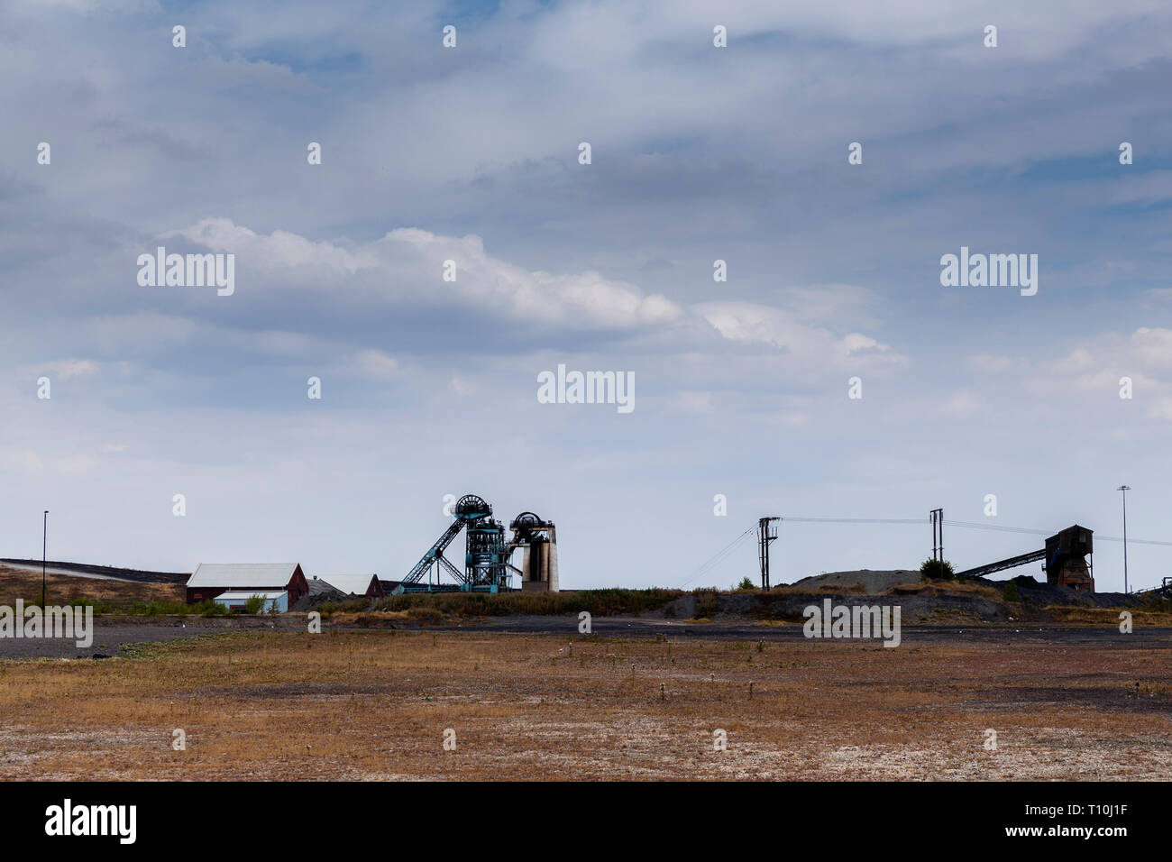 The old head gear of Hatfield colliery, South Yorkshire Stock Photo - Alamy