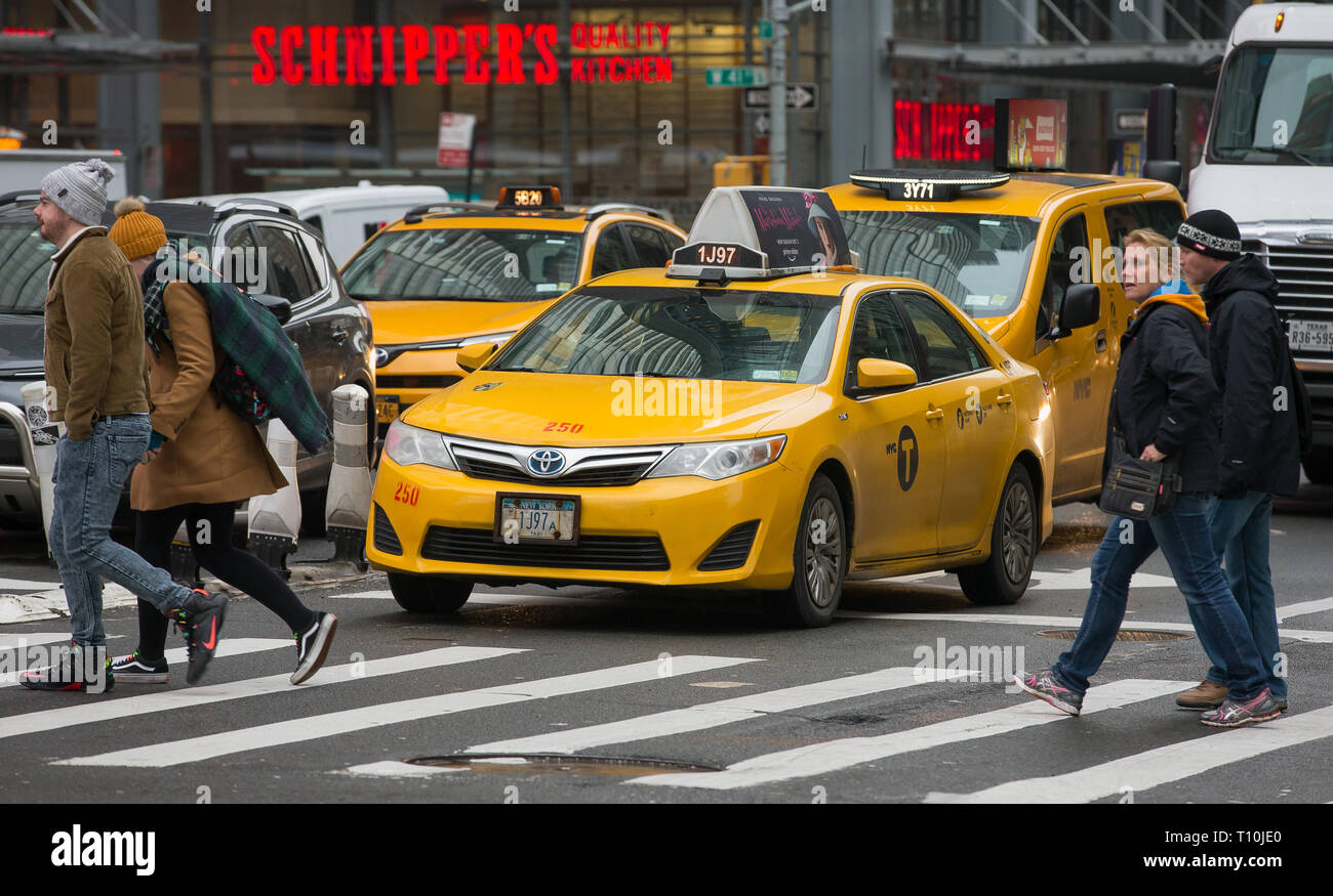 New York Yellow Taxi Cab, New York City, NY, USA Stock Photo - Alamy
