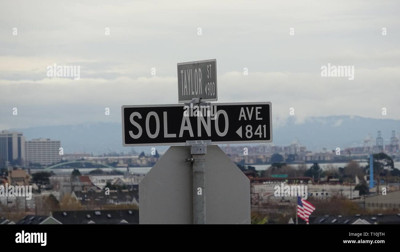 8 ave sign hi-res stock photography and images - Alamy