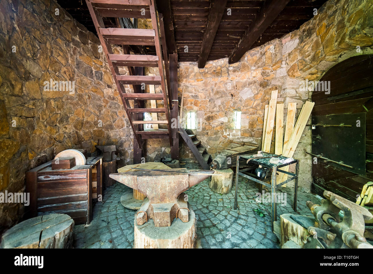 Castle forge blacksmith hi-res stock photography and images - Alamy