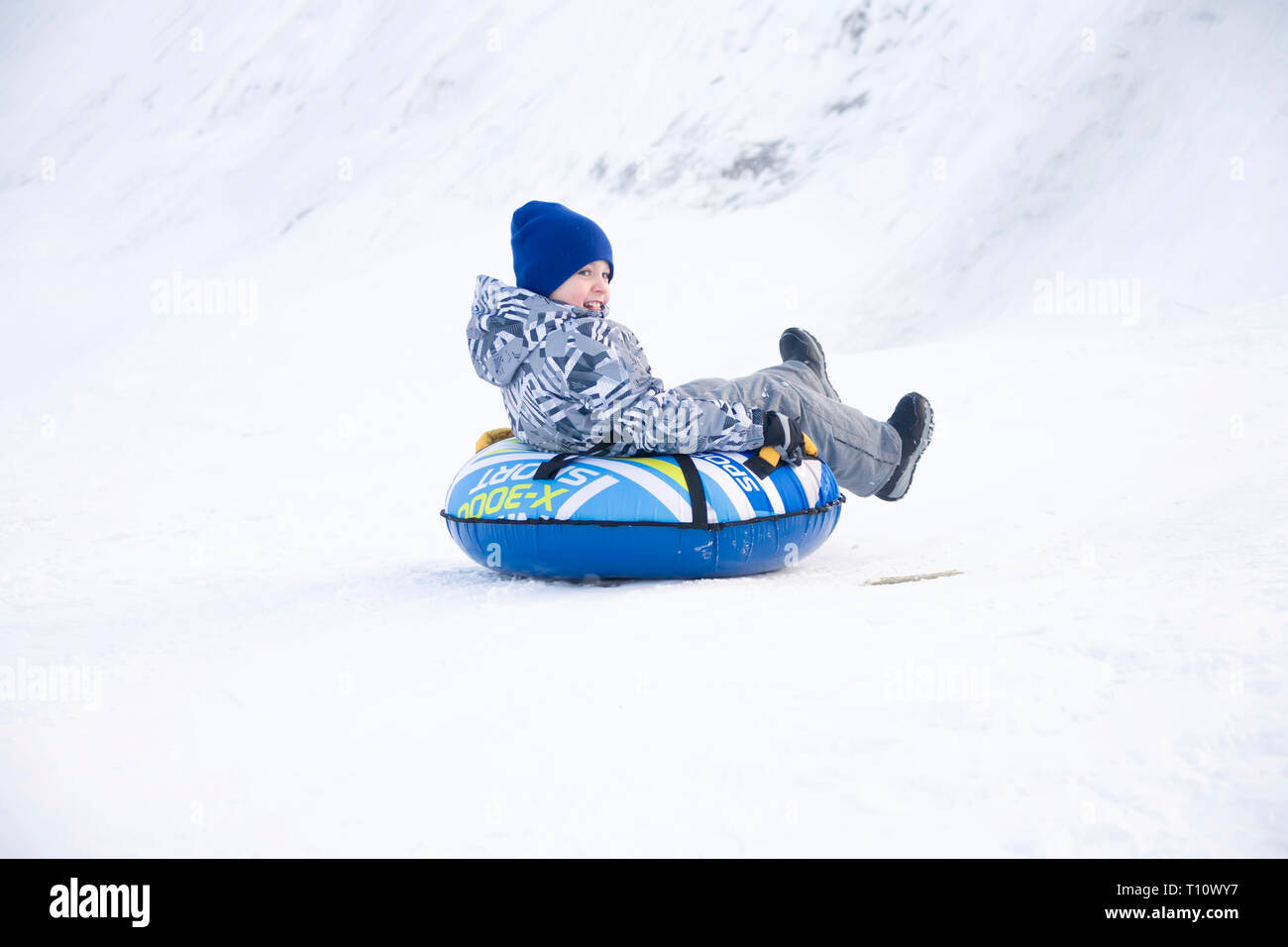 My child plumb hi-res stock photography and images - Alamy