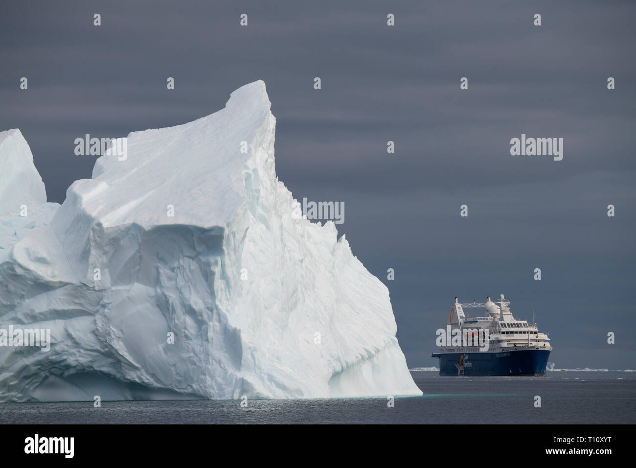 Antarctica below the Antarctic Circle. Antarctic peninsula, Red Rock ...
