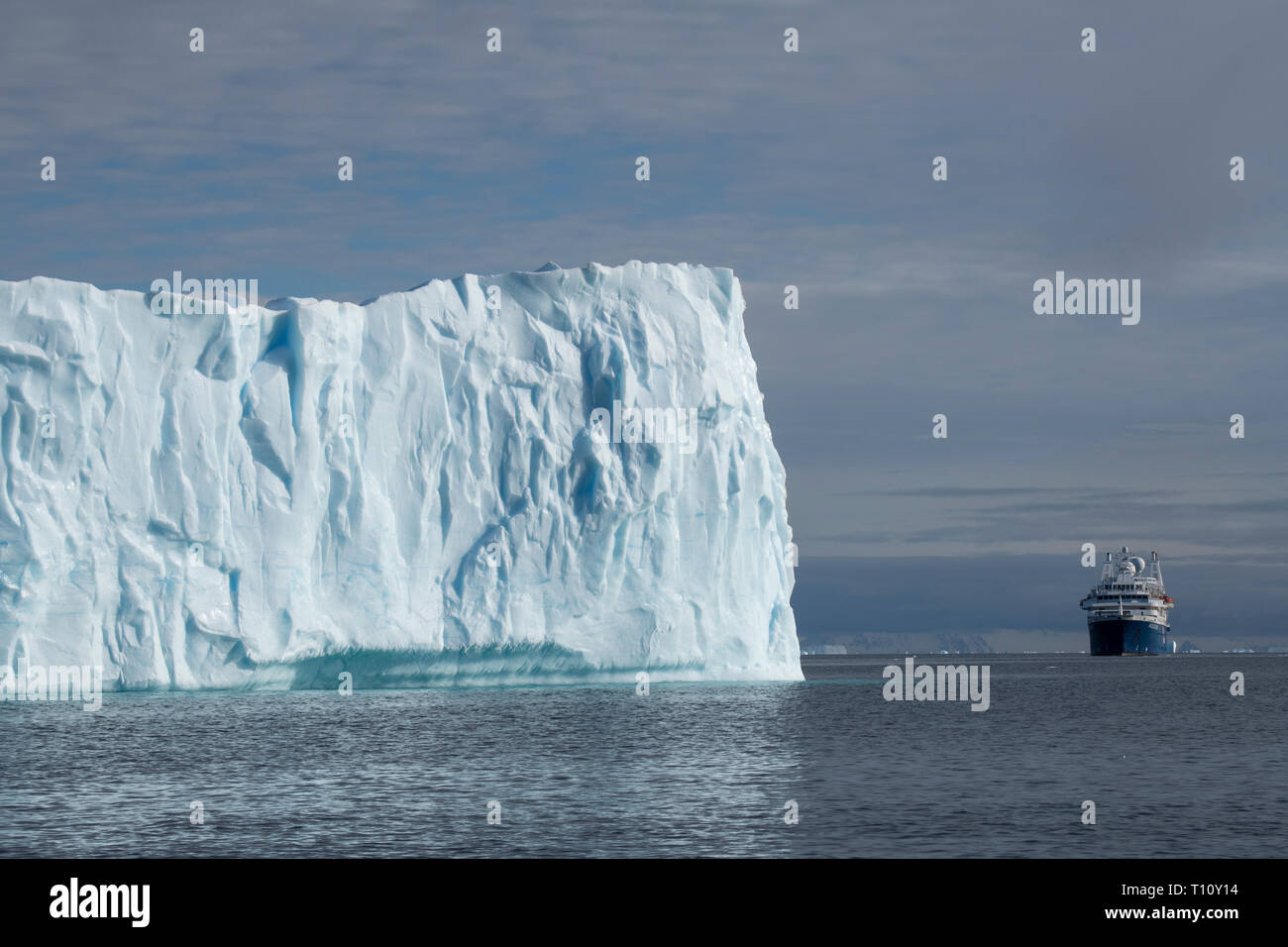 Antarctica below the Antarctic Circle. Antarctic peninsula, Red Rock ...