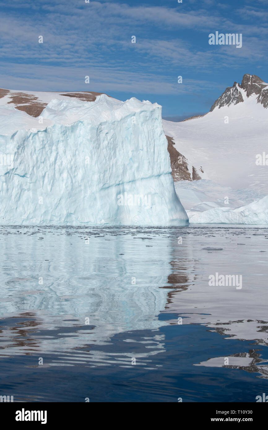 Antarctica below the Antarctic Circle. Antarctic peninsula, Red Rock ...