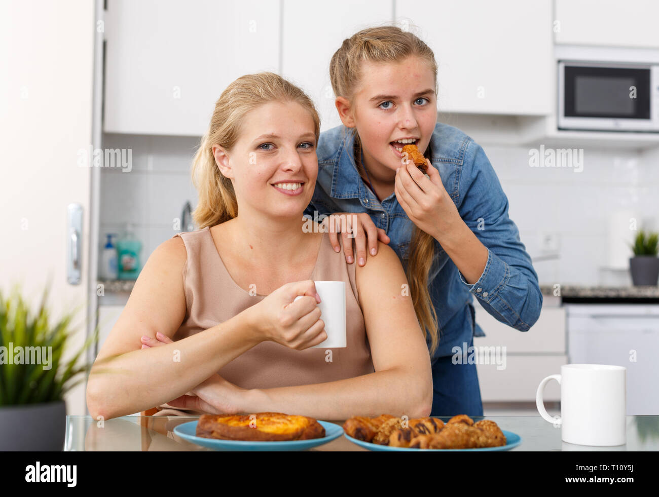 Mother Teenage Daughter Drinking Tea High Resolution Stock Photography ...