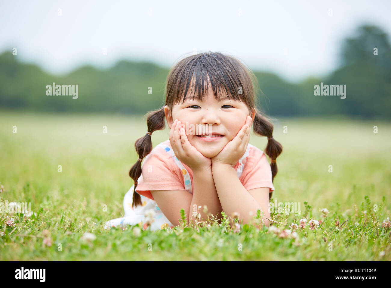 Japanese kid at a city park Stock Photo - Alamy