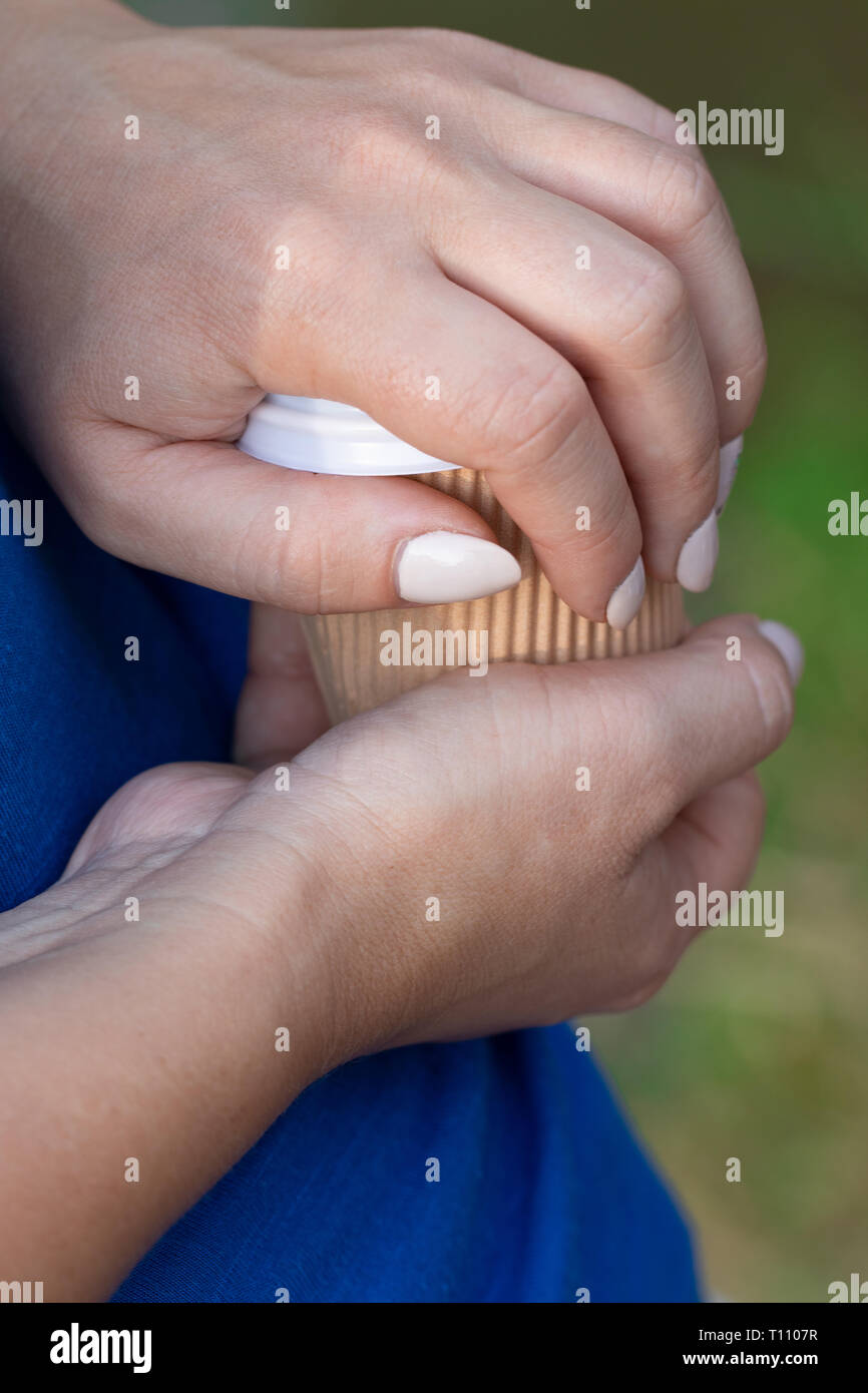 Male hand take cup coffee hi-res stock photography and images - Alamy
