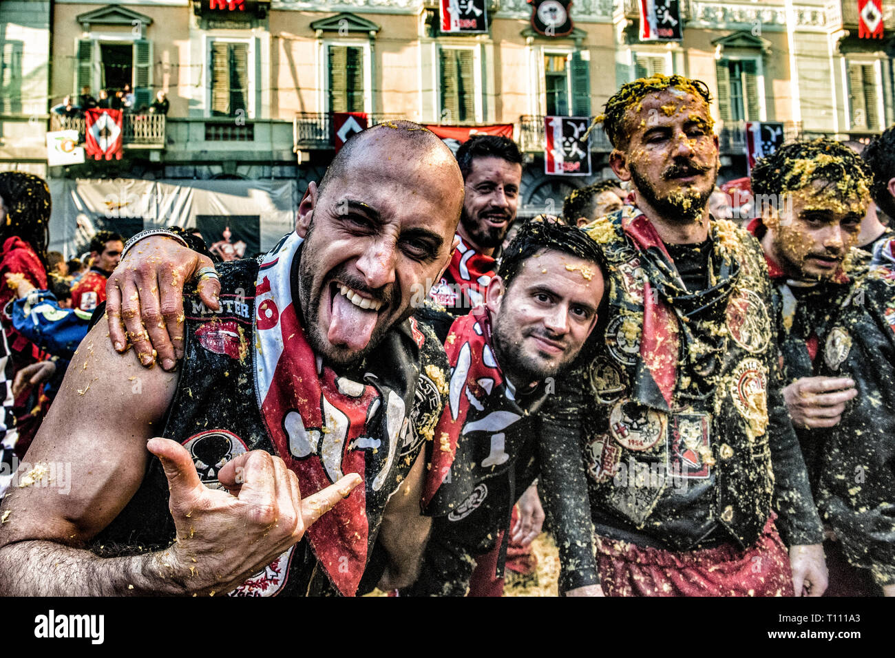 Carnevale storico di ivrea hi-res stock photography and images - Alamy
