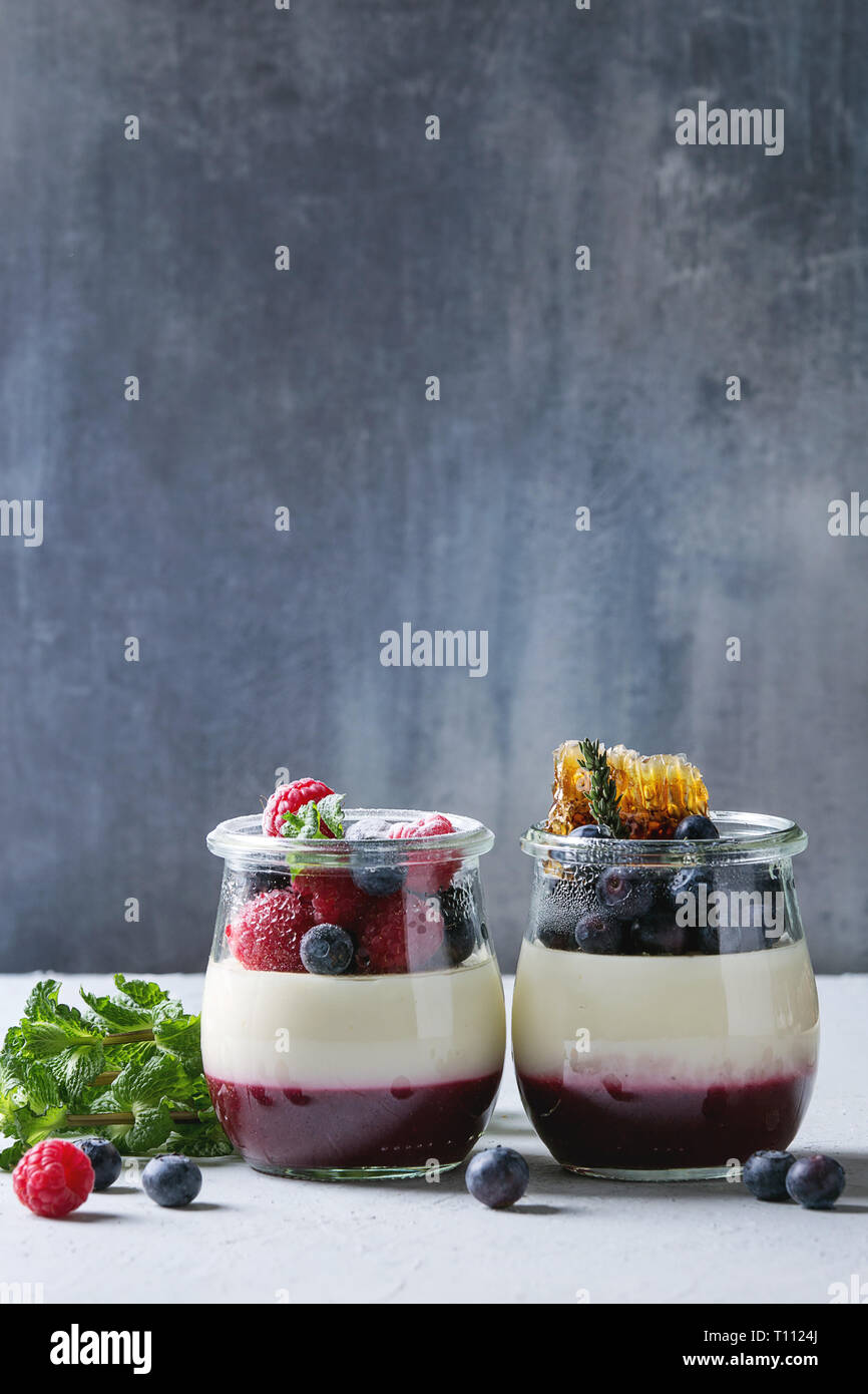 Layered panna cotta hi-res stock photography and images - Alamy