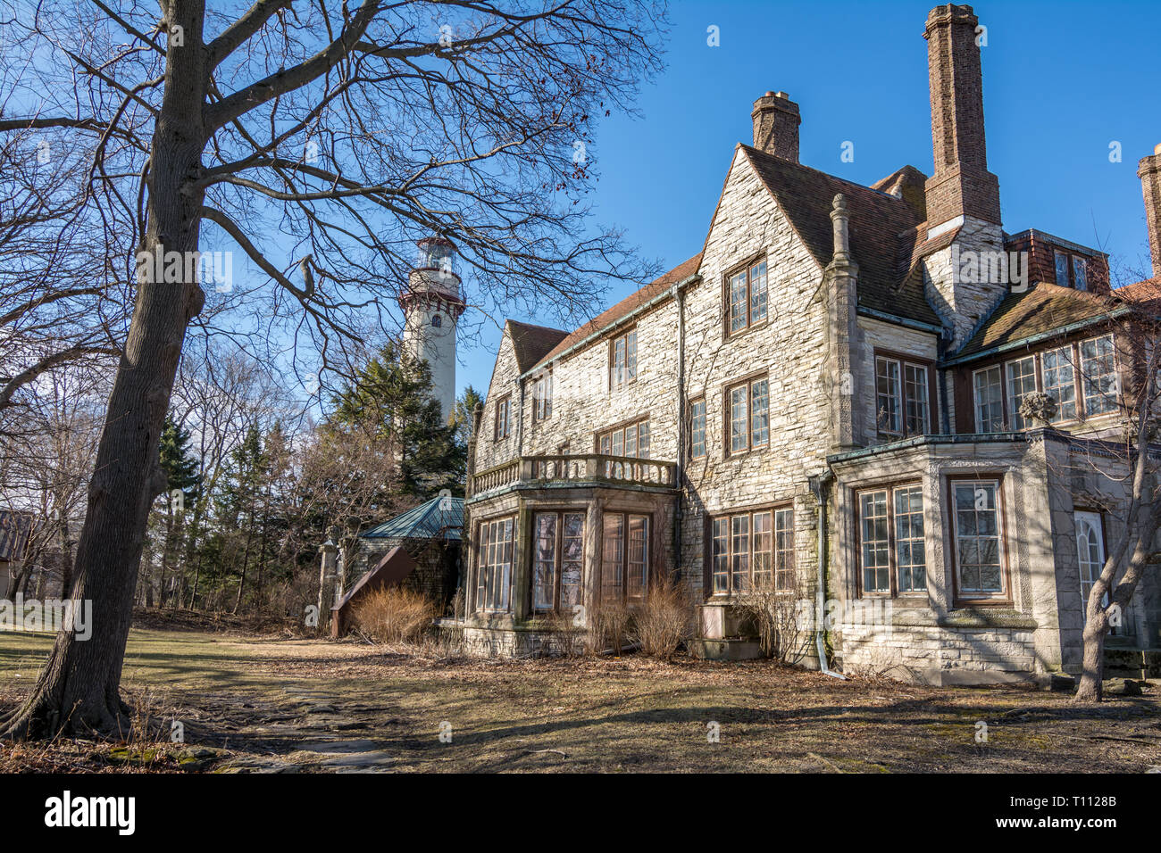 108 feet tall hi-res stock photography and images - Alamy