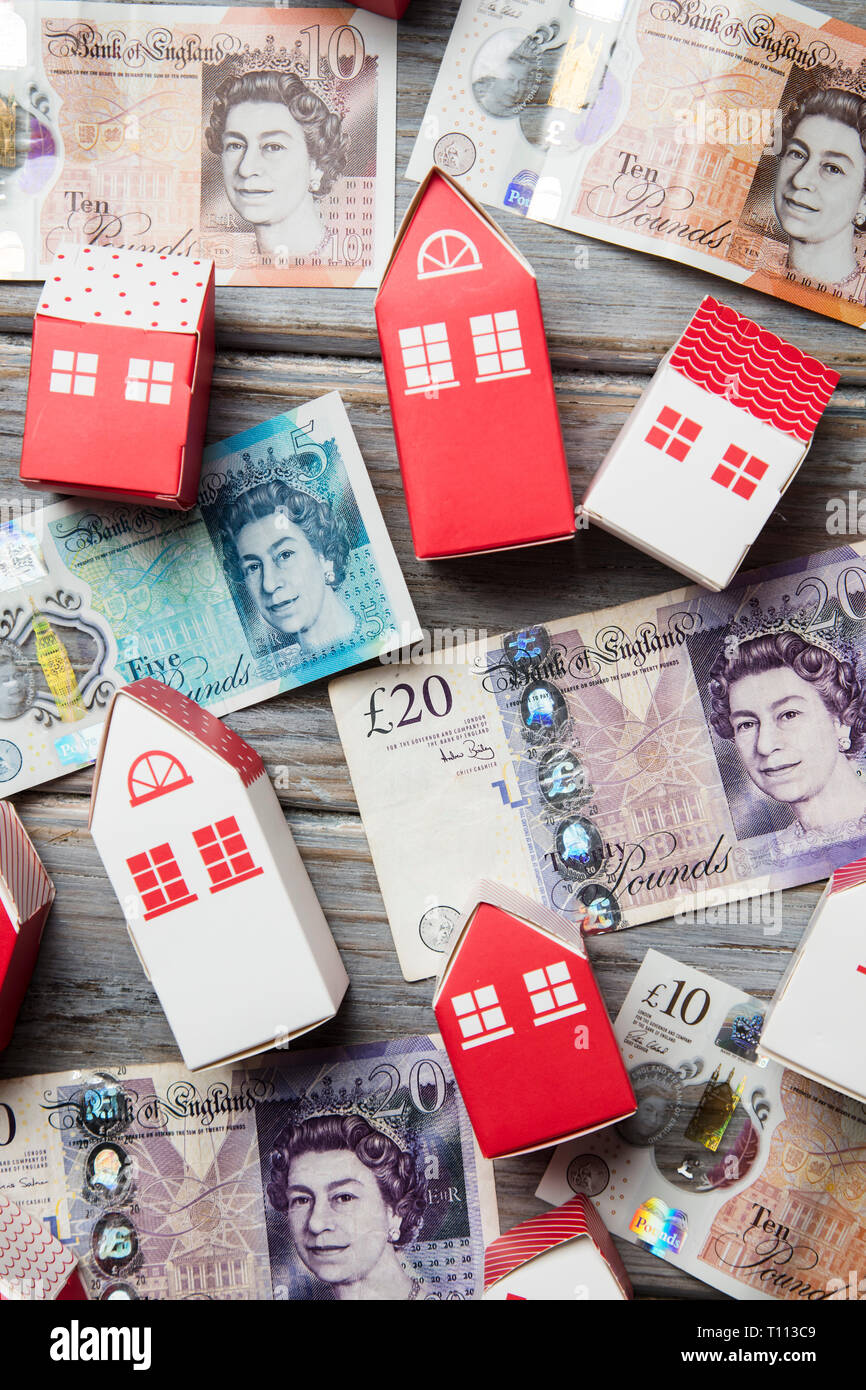 Stack of notes house hi-res stock photography and images - Alamy