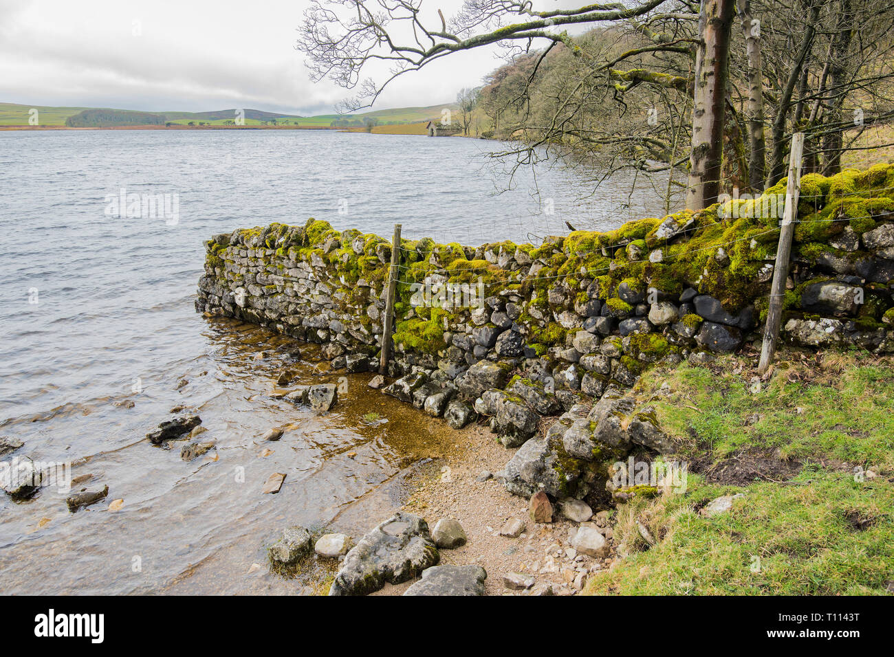 High house tarn hi-res stock photography and images - Alamy