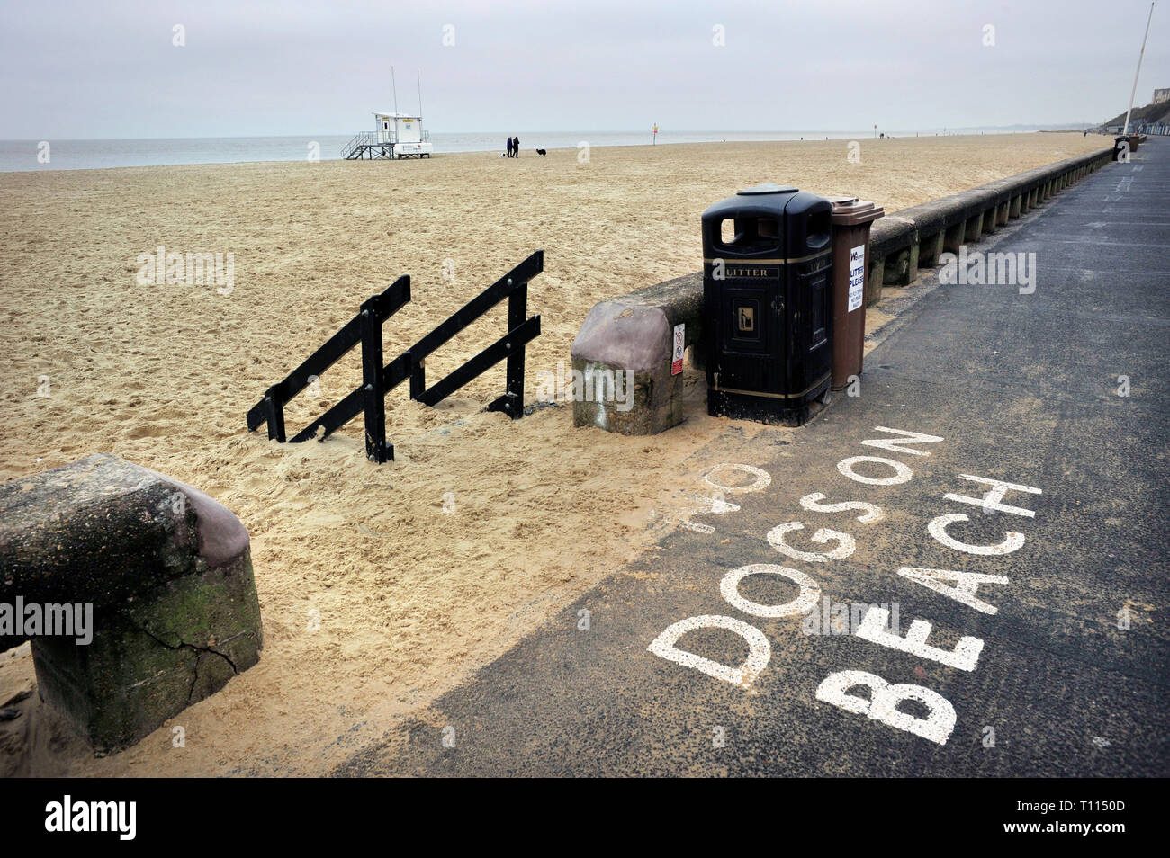 Lowestoft promenade hi-res stock photography and images - Alamy