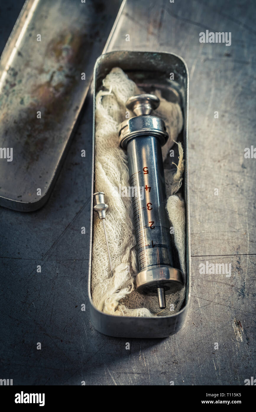 Vintage syringes with a needle preparation for vaccination Stock Photo ...