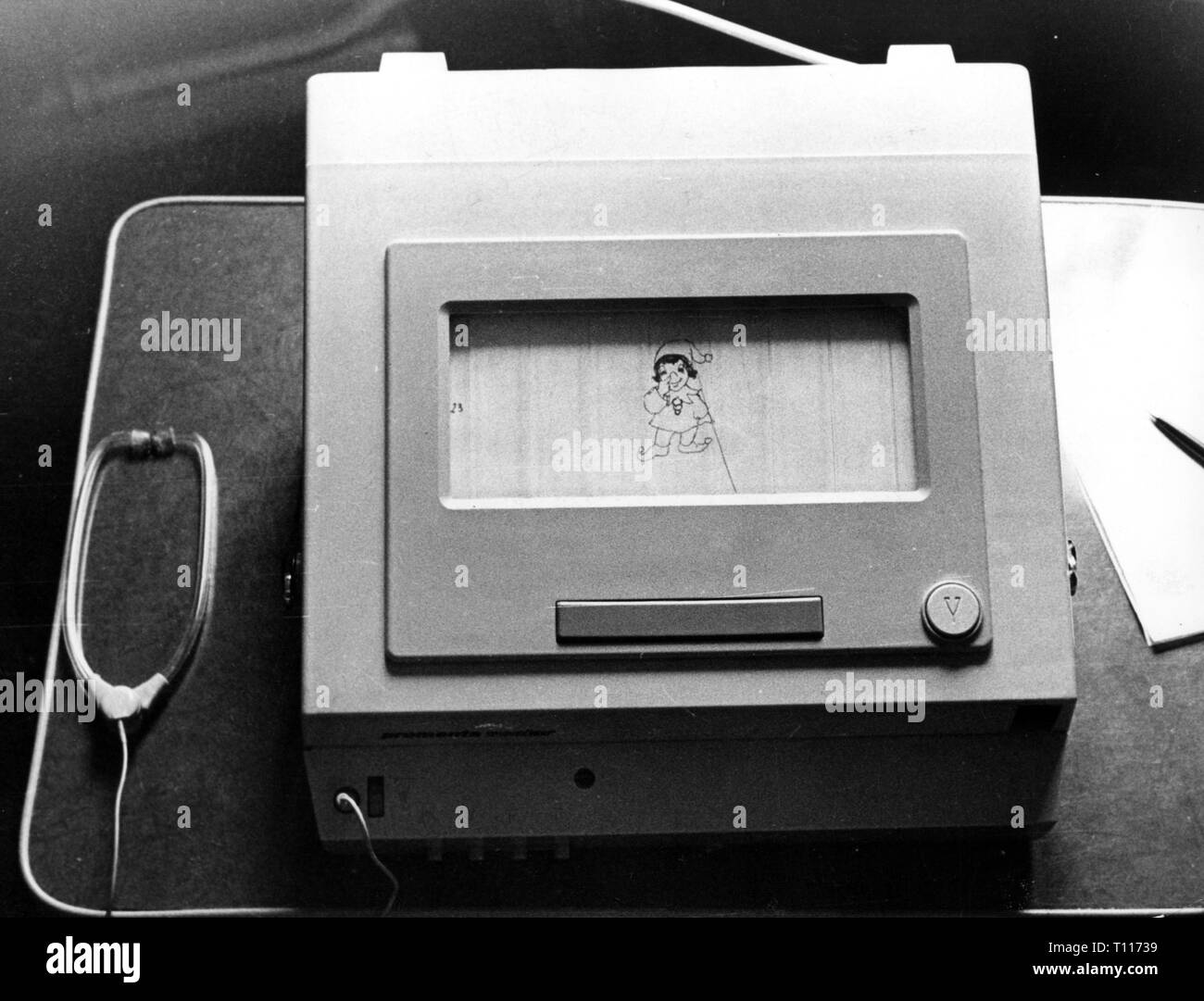 1960s kids learning to read hi-res stock photography and images - Alamy