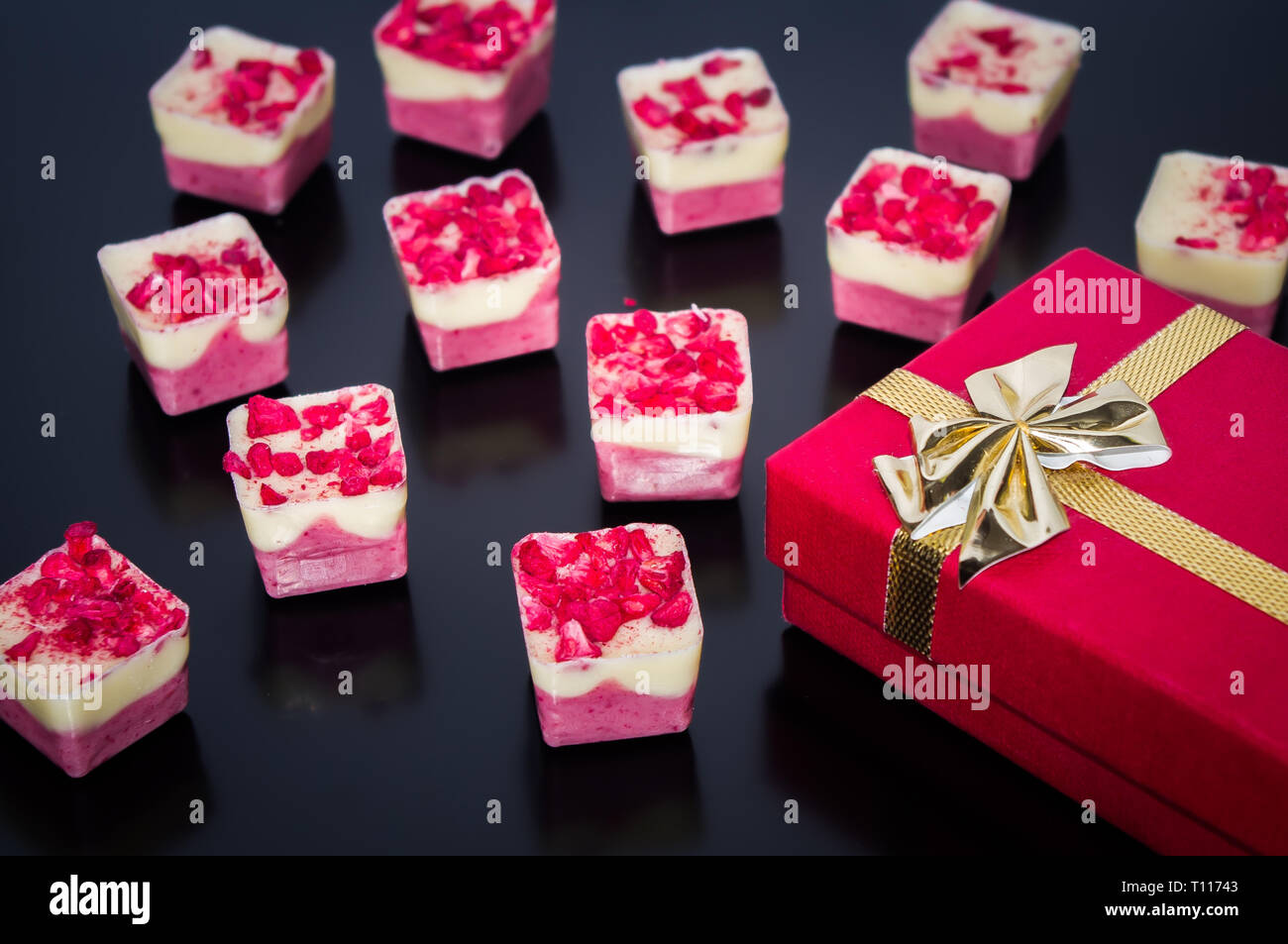 Red chocolate box hi-res stock photography and images - Alamy