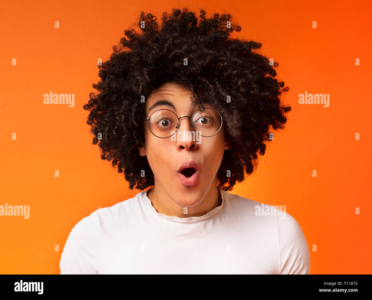 Astounded face hi-res stock photography and images - Alamy