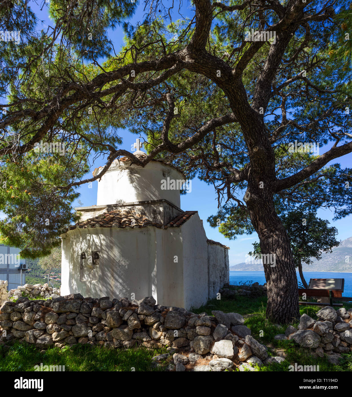 Chapel of saint george hi-res stock photography and images - Alamy