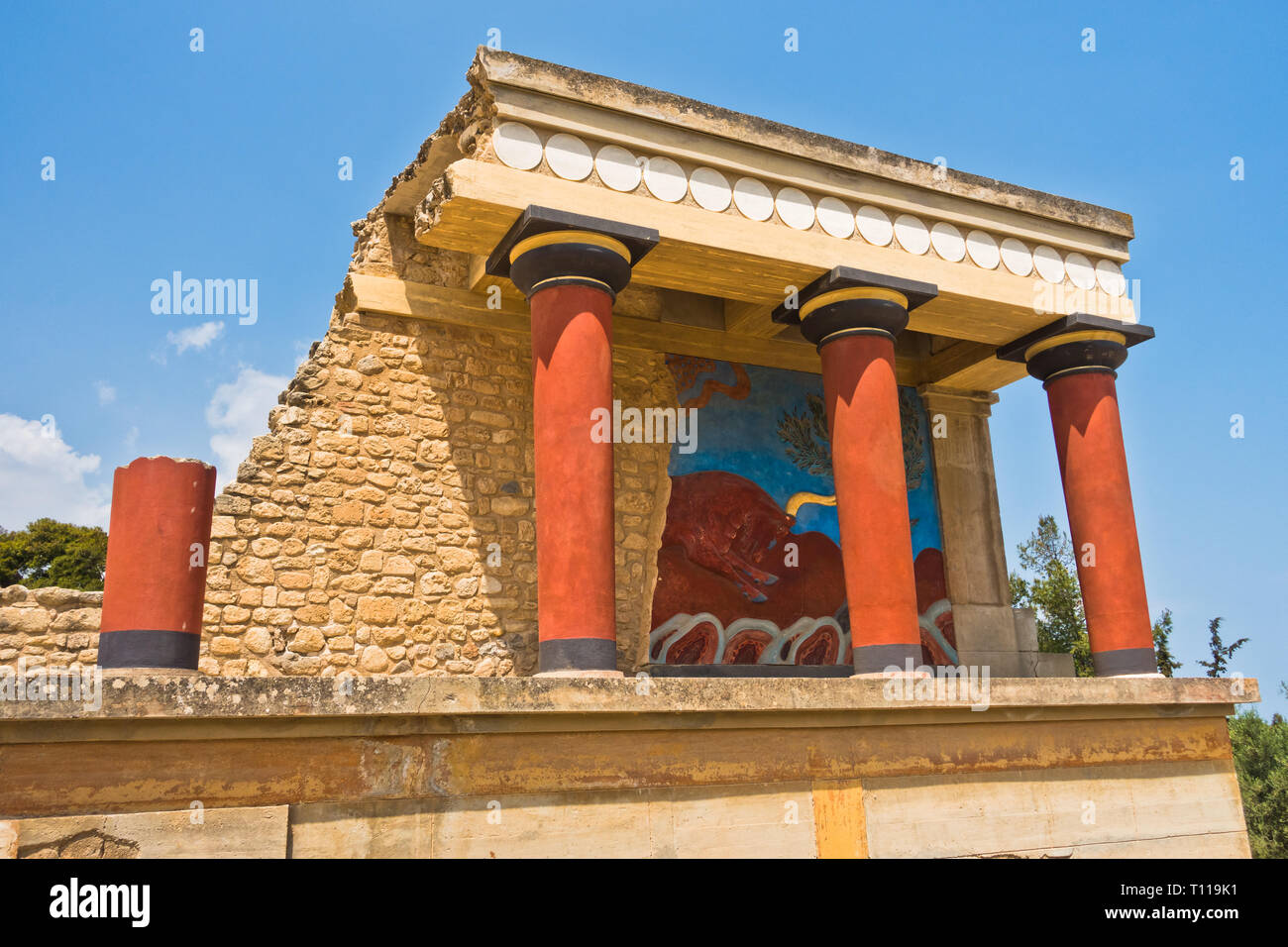 Northern entrance to the Palace of Knossos decorated with bull fresco ...