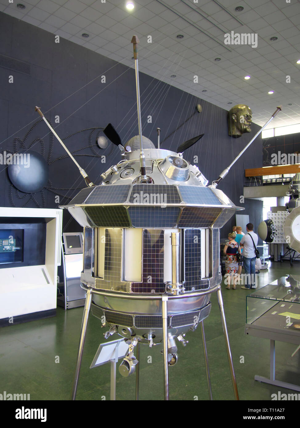 Luna program soviet union hi-res stock photography and images - Alamy